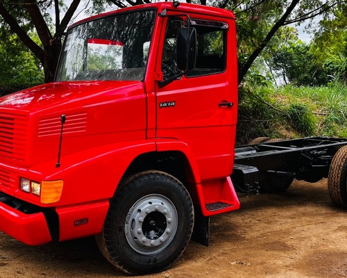 Caminhão Mercedes-Benz MB 1414 (MB1414) 1991 em Minas Gerais | Trucadão